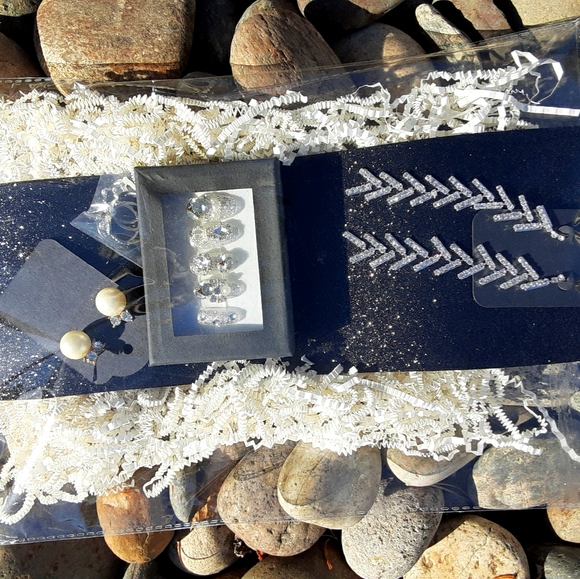 Jewelry | Nail Kit | Poshmark